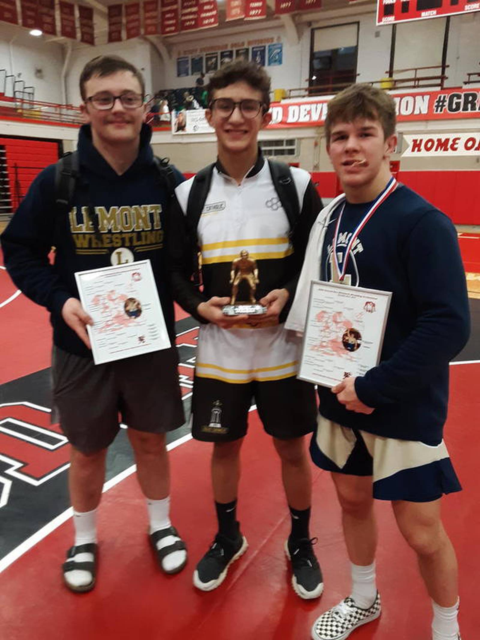 Hamiti top wrestler; Lemont second at Whitlatch tourney – Shaw Local