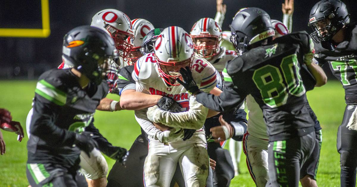 Reber, Eckerd combine for 204 rushing yards, 4 TDs as Oregon routs Rock ...