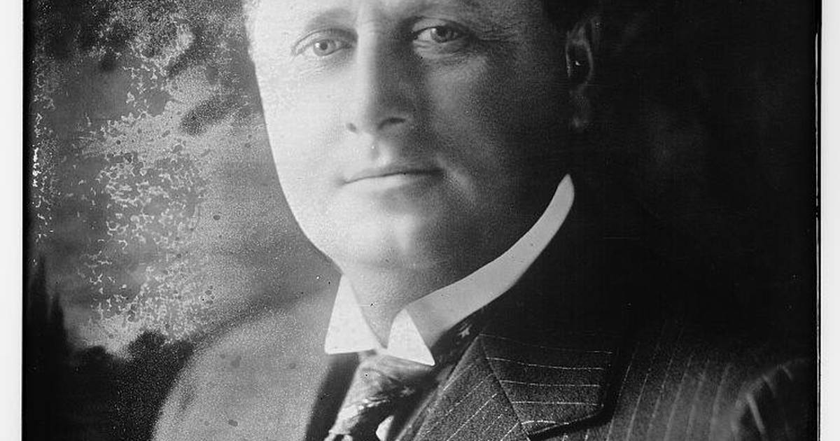 Reflections: Santa Anna + Wrigley = A match made in heaven – Shaw Local