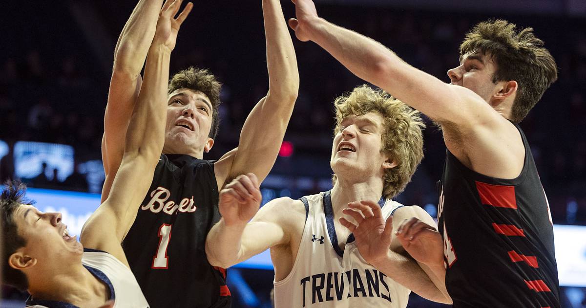 Photos: New Trier plays Benet in the IHSA 4A boys basketball semifinals ...