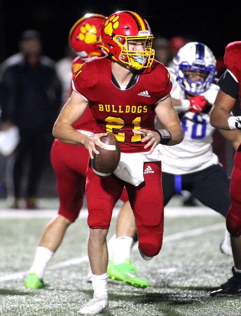 Photos: St. Charles North vs. Batavia in Week 9 Football – Shaw Local