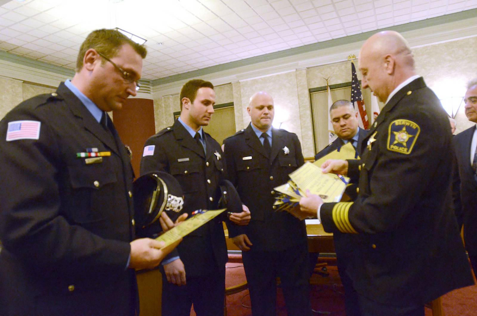 Berwyn honors finest, bravest for rescue effort – Shaw Local