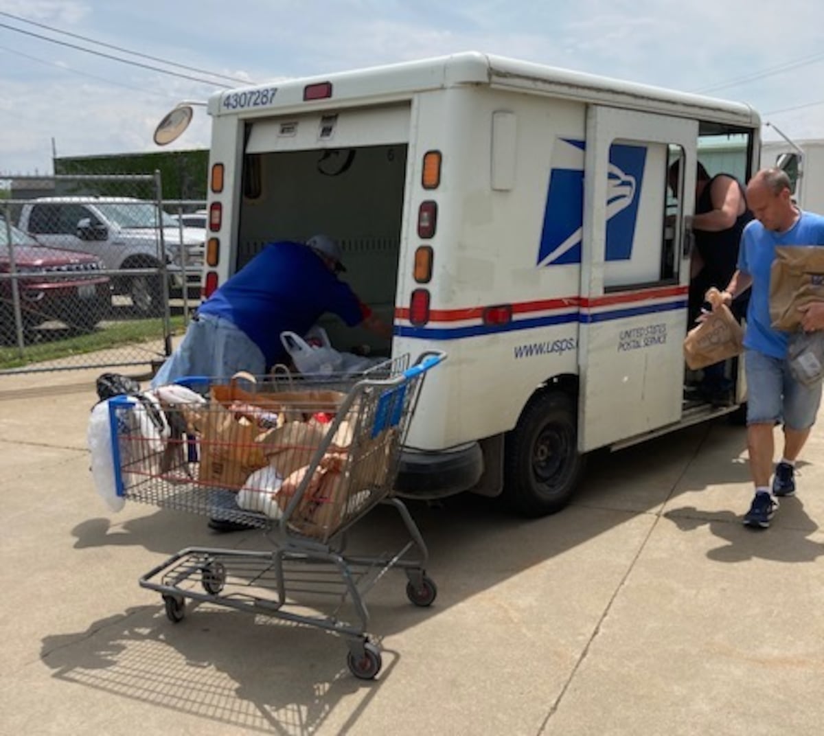 Letter carriers to collect food donations Saturday for Streator pantry ...