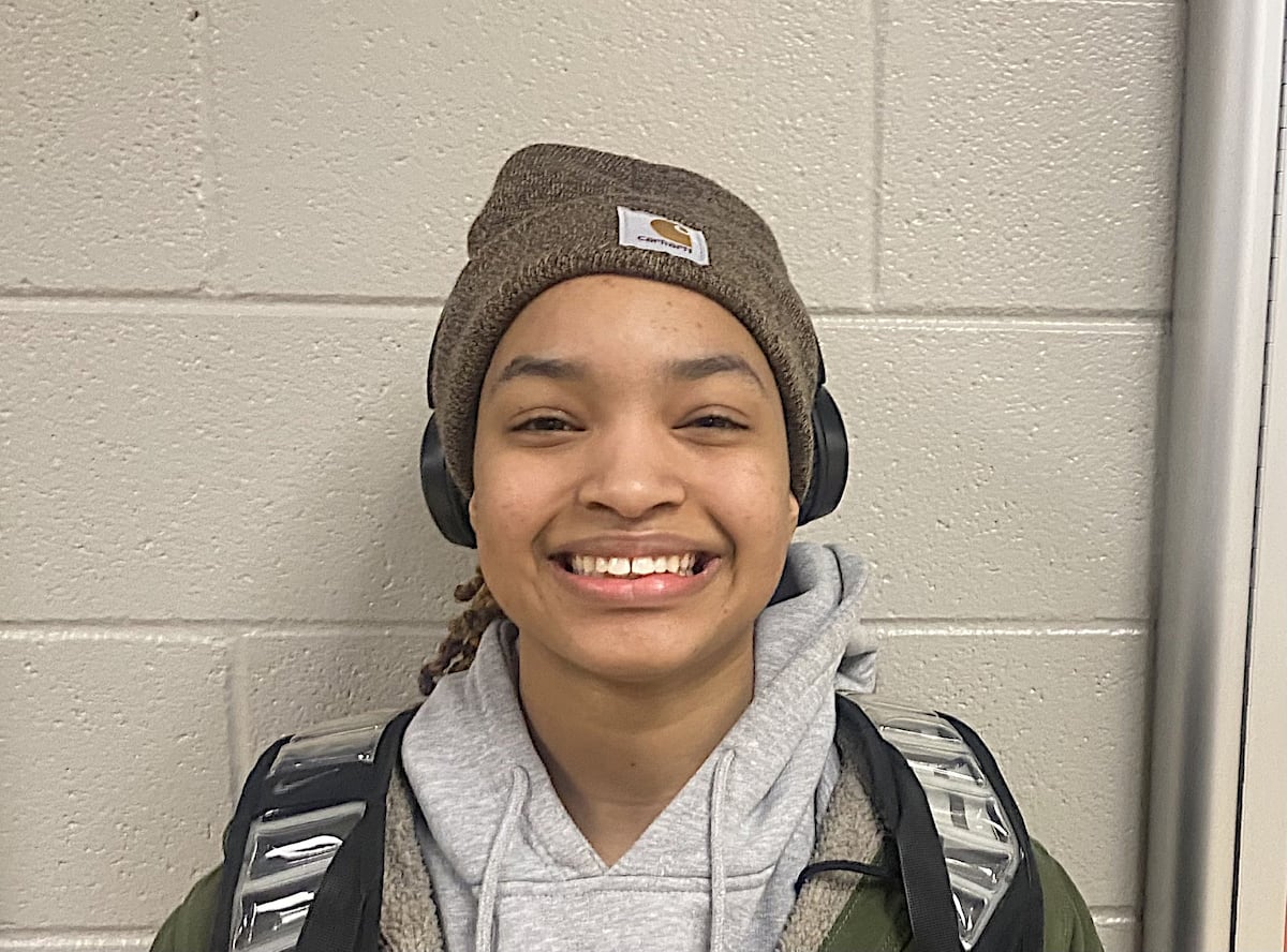 Stifling defense powers Bolingbrook girls past Oswego East – Shaw Local