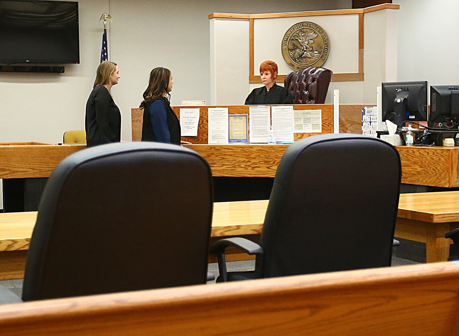 2 judges, ex-prosecutor seek Raccuglia’s seat on bench – Shaw Local