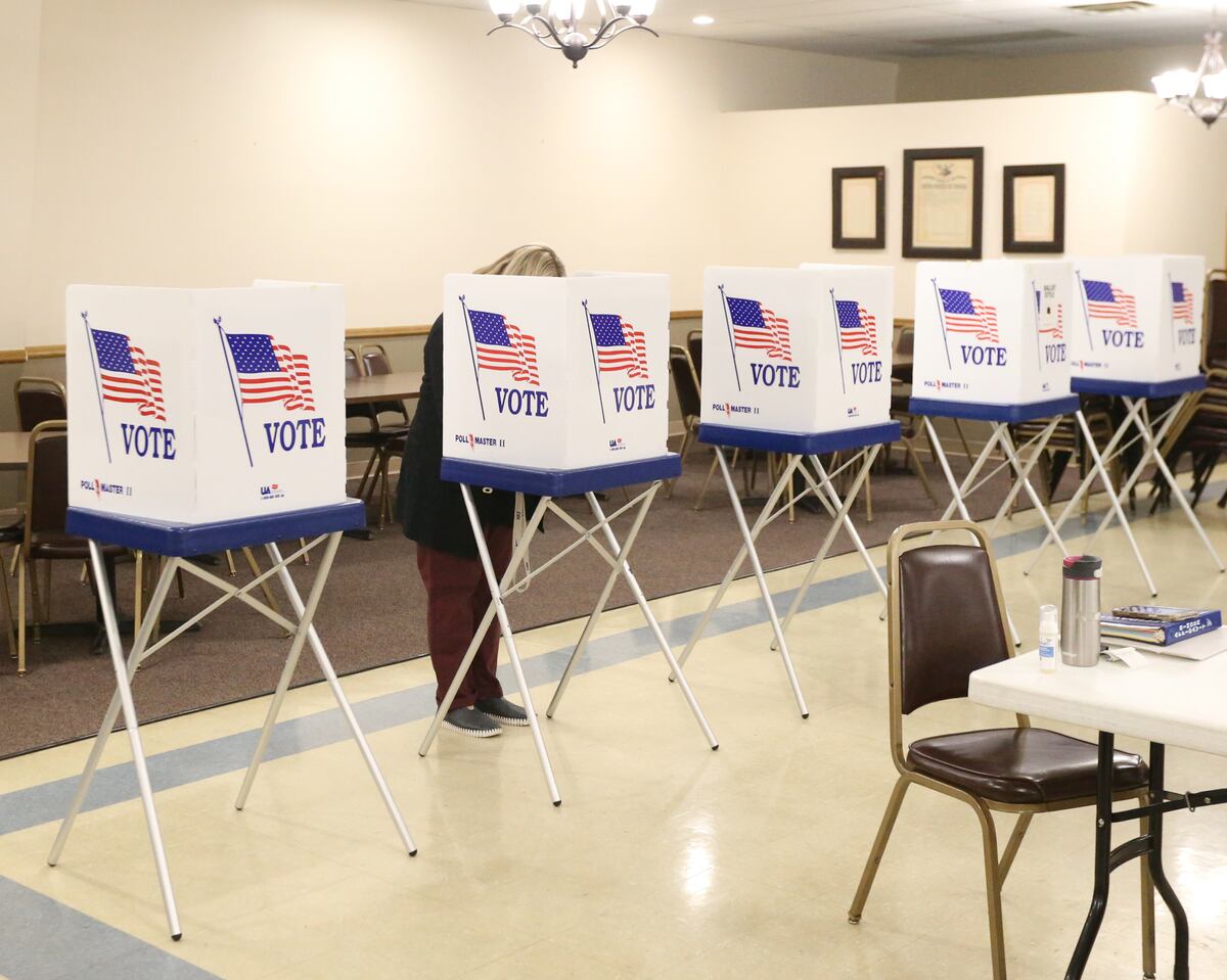 Labor, voting rights groups intervene in Illinois voter data lawsuit ...