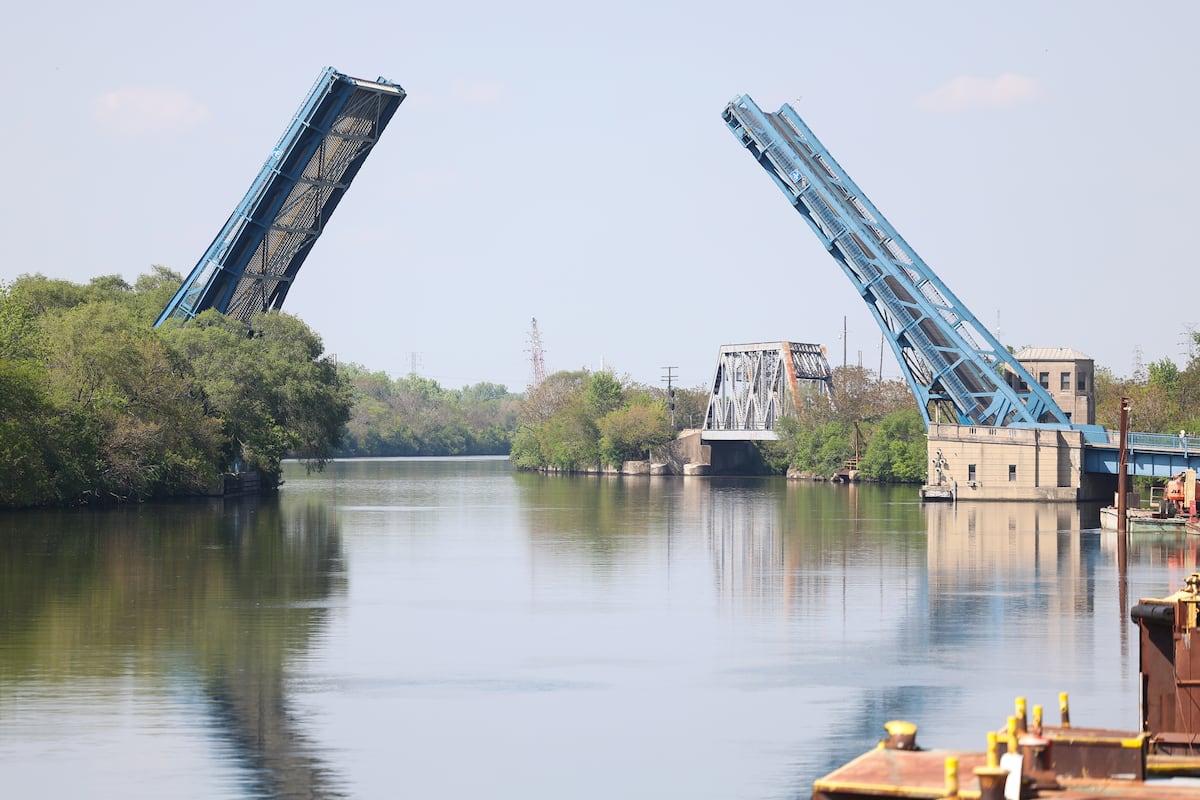 Ruby Street bridge reopens in Joliet; Cass Street bridge to close ...