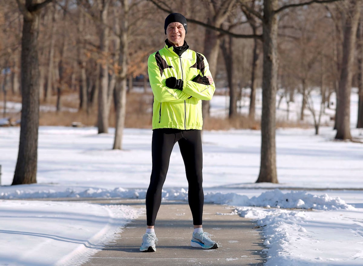 Glen Ellyn man to run ‘mind-boggling’ World Marathon Challenge in honor ...