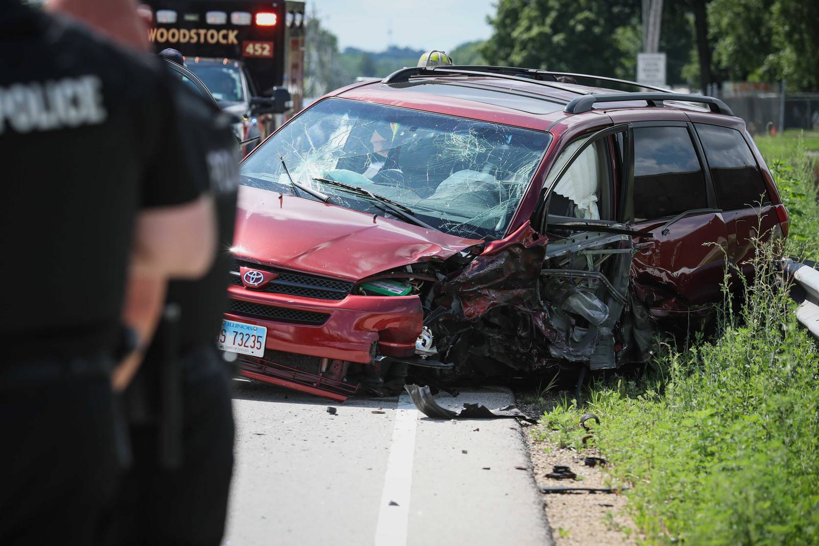Two people injured in 3-vehicle crash Sunday along Route 23 near ...
