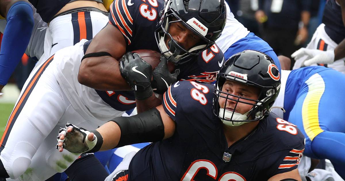 Chicago Bears re-sign offensive lineman Doug Kramer Jr. to one-year ...