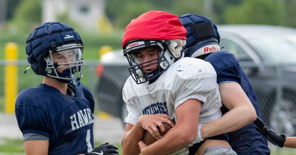 ‘It’s family for us’: Fieldcrest seniors set tone at summer camp – Shaw ...