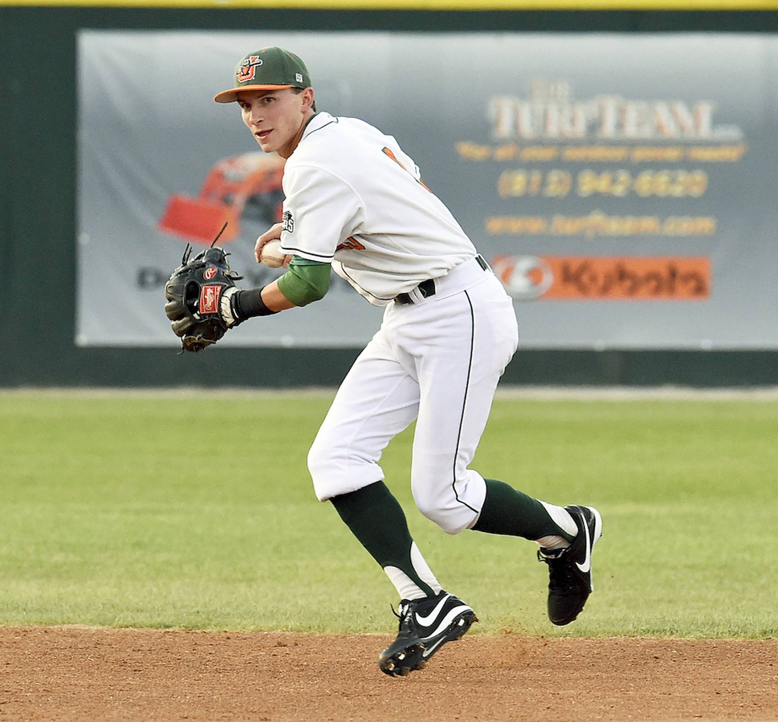 Casper leads Slammers on, off diamond – Shaw Local