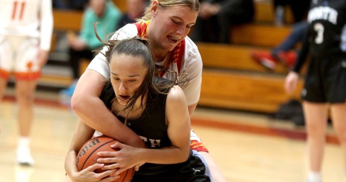 Girls Basketball: Laney Stark, Alyssa Hughes propel St. Charles North ...
