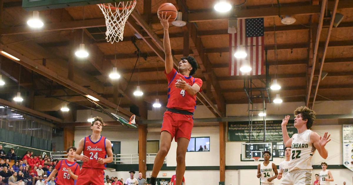 Boys basketball: Jason Mead wins debut as Glenbard South head coach ...