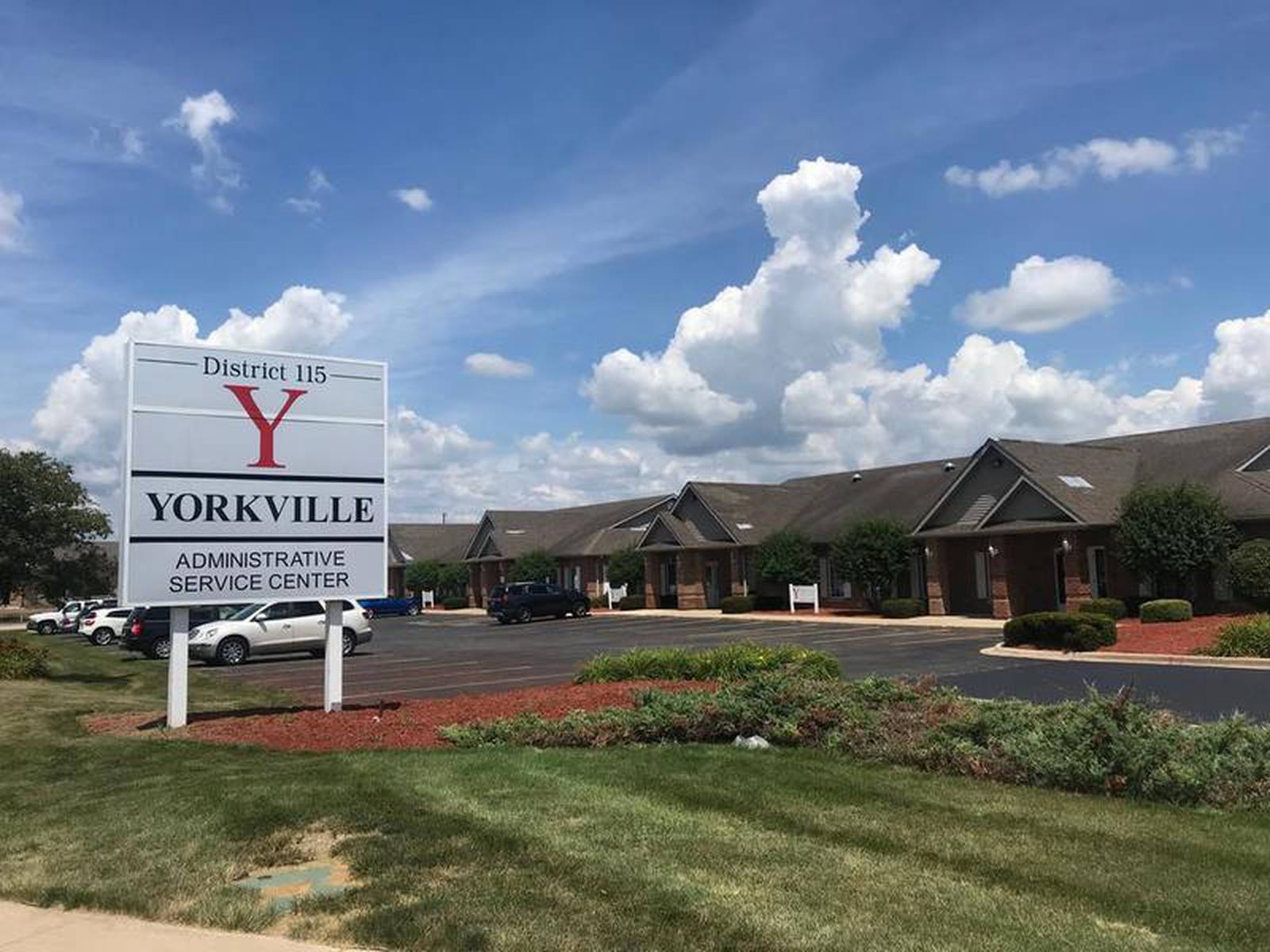 Yorkville Y115 School Board updated on superintendent search – Shaw Local