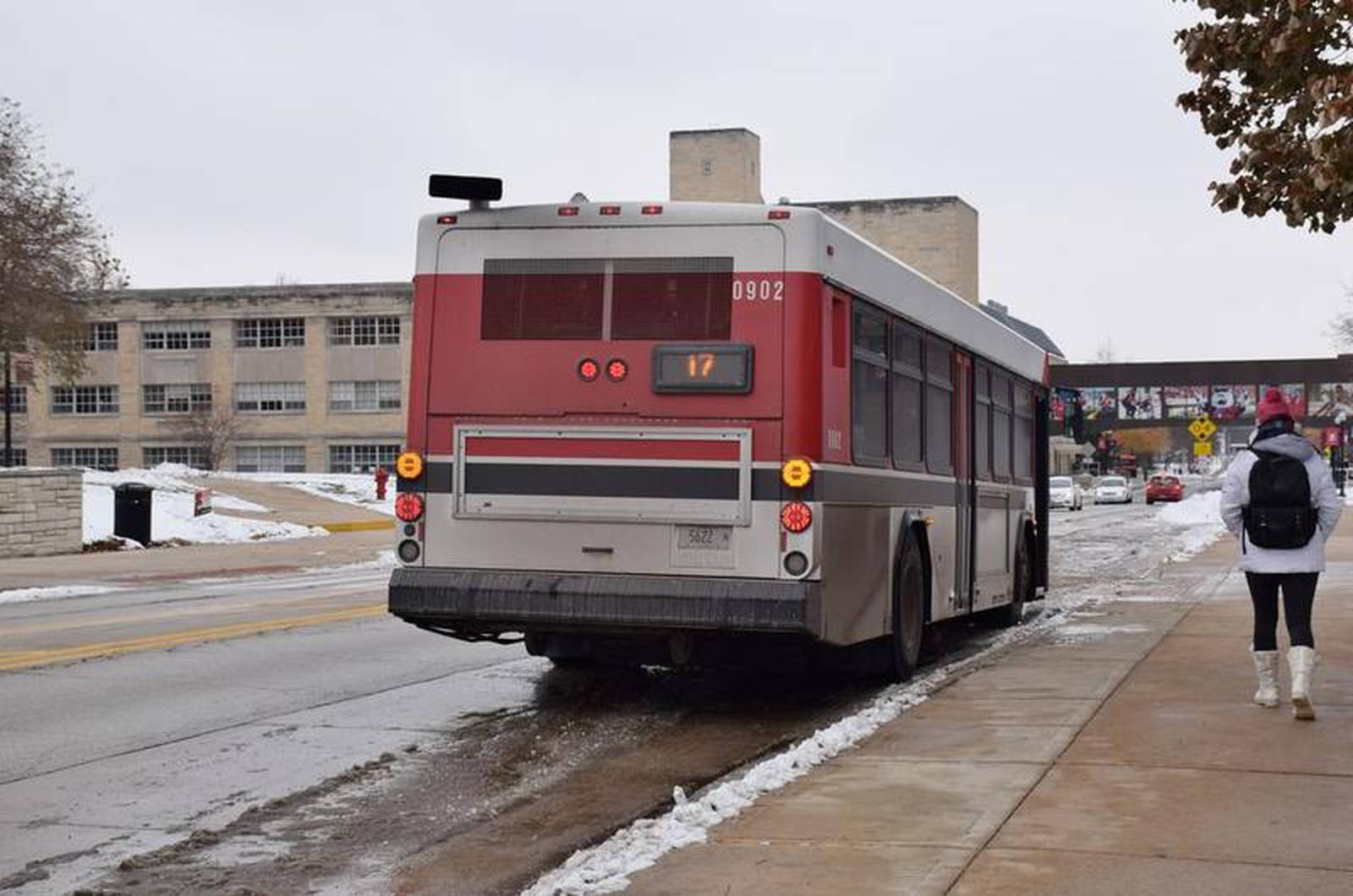 DeKalb city approves annual $5.3M transit contract with NIU for bus ...