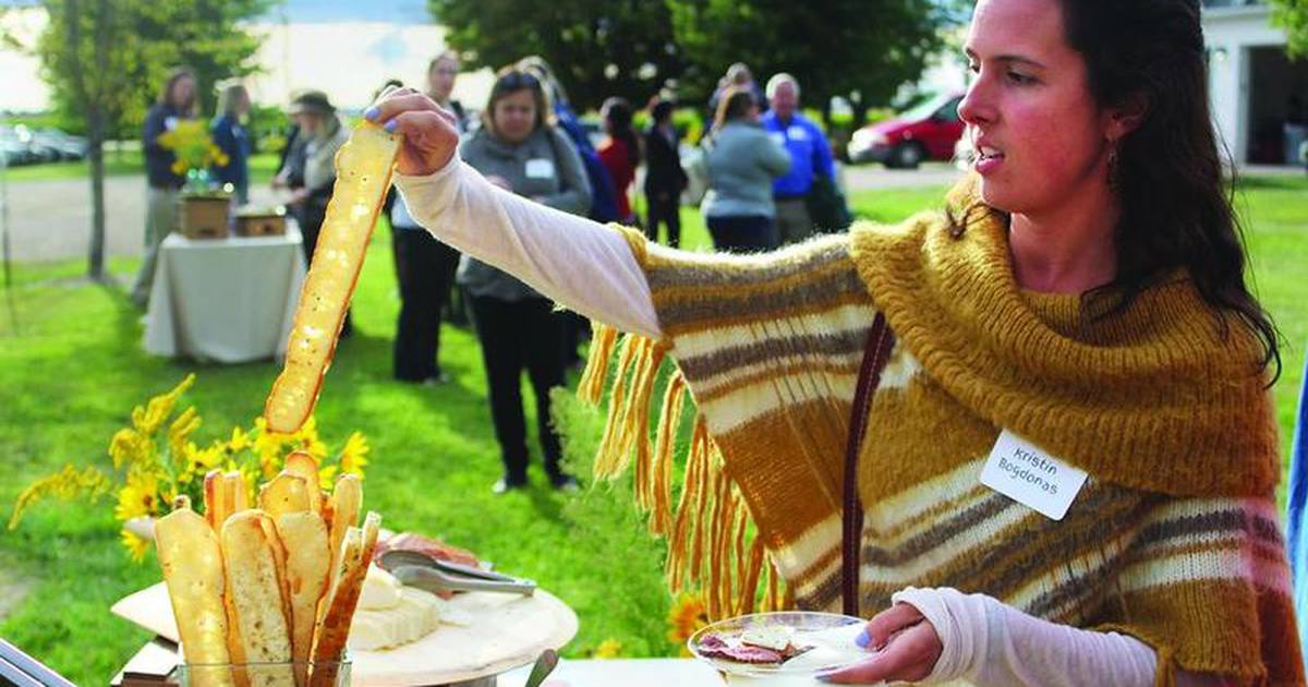 A taste of the harvest: Dixon dinner promotes farm connections ...