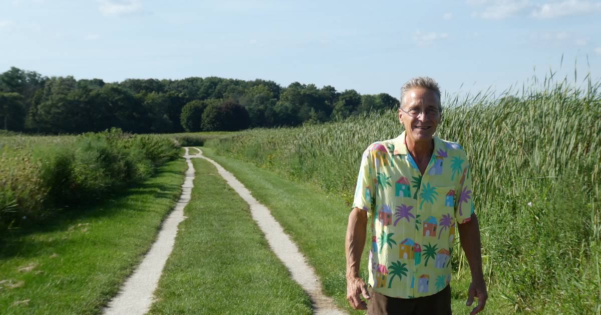 Crystal Lake residents raise concerns about ‘neglected’ trails at ...