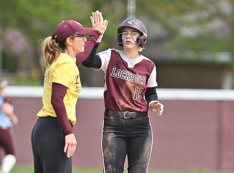 Photos: Lockport vs. Marengo Softball – Shaw Local