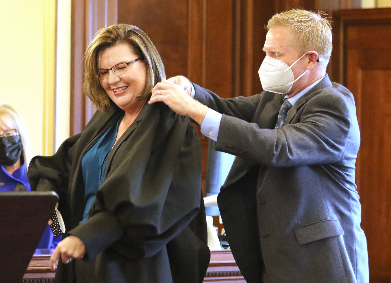 Photos: Klein sworn-in as associate judge – Shaw Local