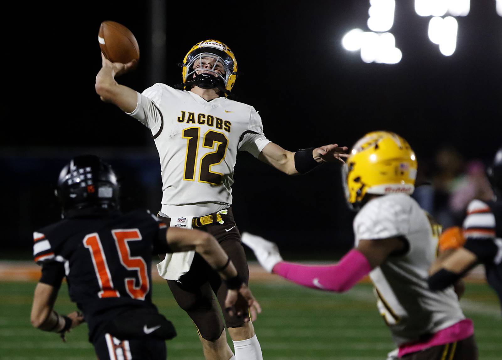Jacobs showcases offensive versatility, defeats McHenry to clinch 4th ...