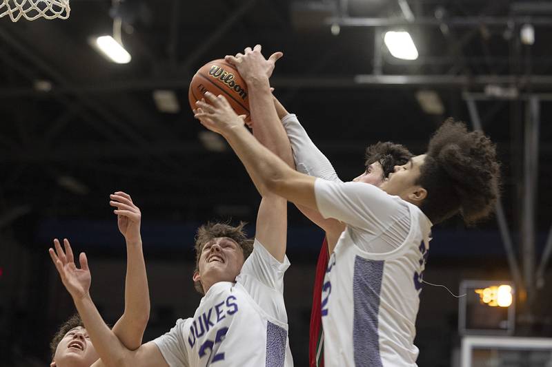 Photos: Dixon vs LaSalle-Peru regional semifinal – Shaw Local