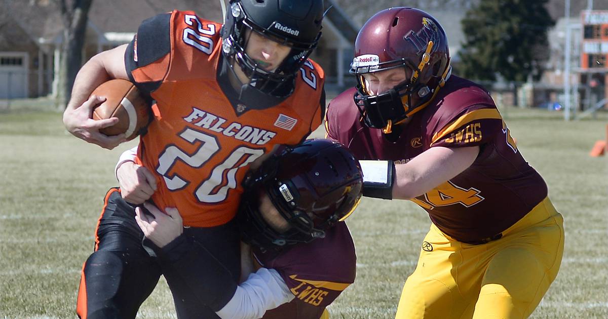 Live coverage: Hiawatha vs. FCW football – Shaw Local