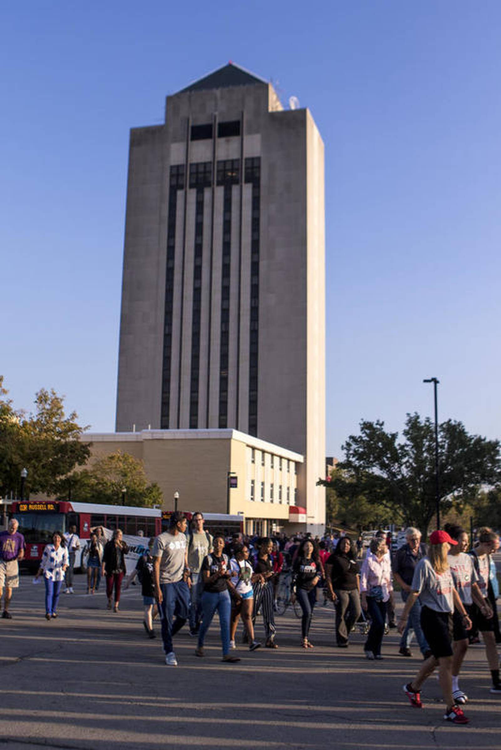 1st phase of NIU Holmes Student Center renovation OK’d – Shaw Local