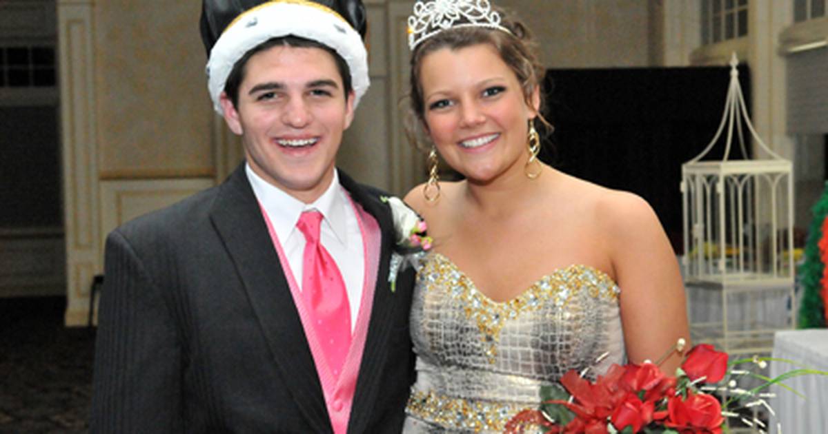Hall High School prom royalty – Shaw Local