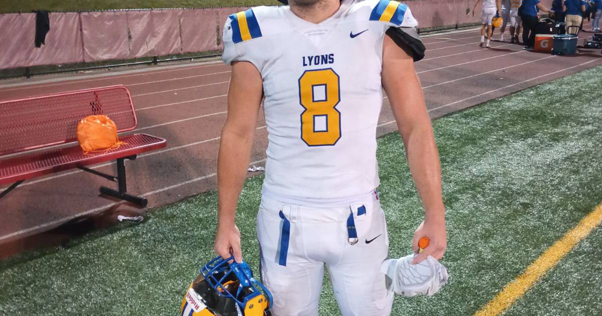 Pat Cheney, Lyons show ‘perseverance,’ turn away last-minute Hinsdale ...