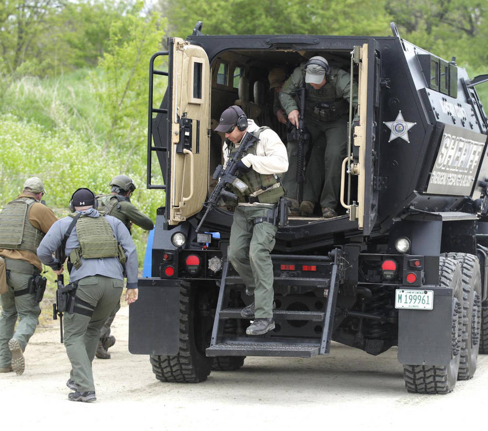 McHenry County SWAT team continues reach to outside police departments ...