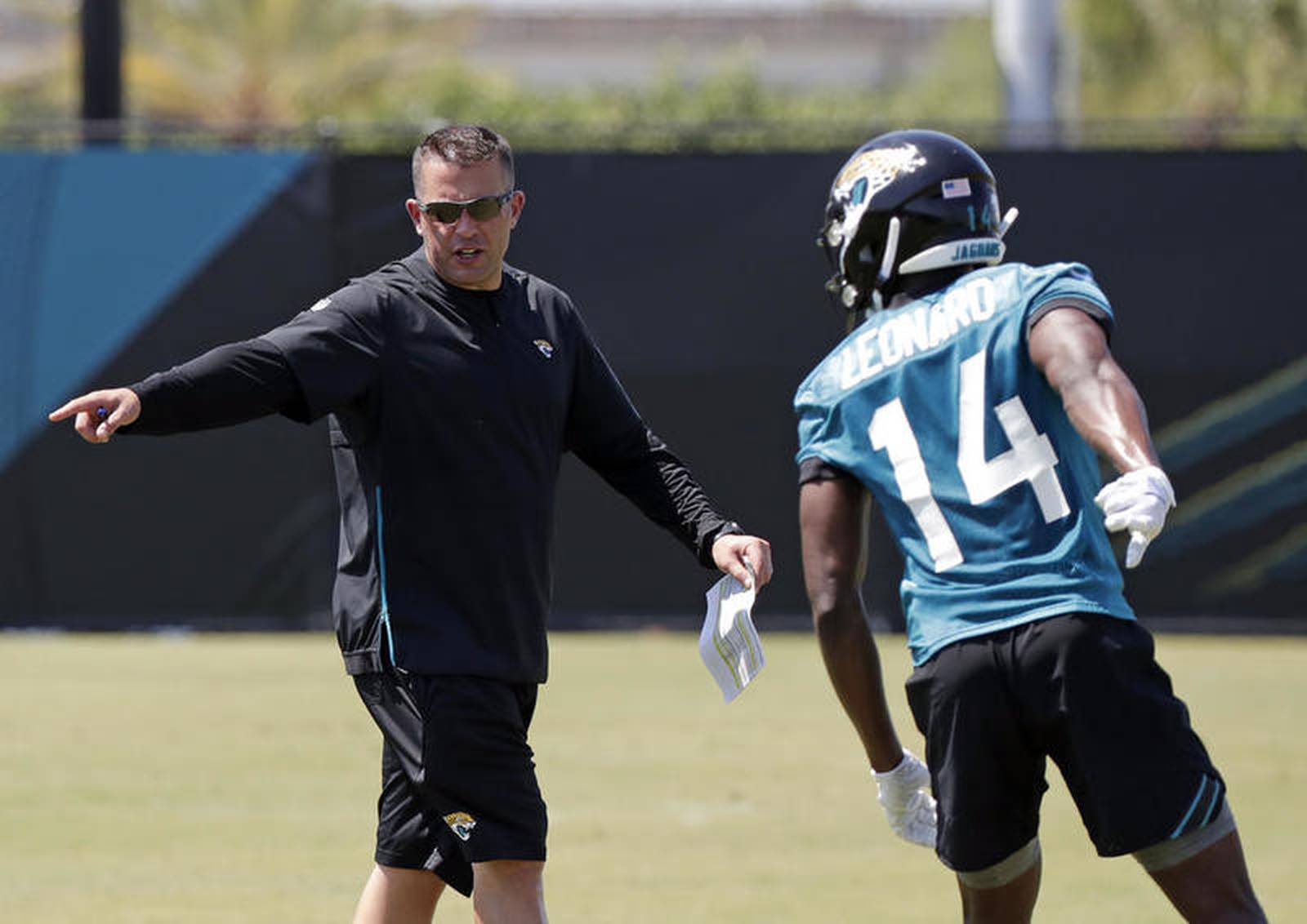 DeFilippo will join Bears as QBs coach – Shaw Local