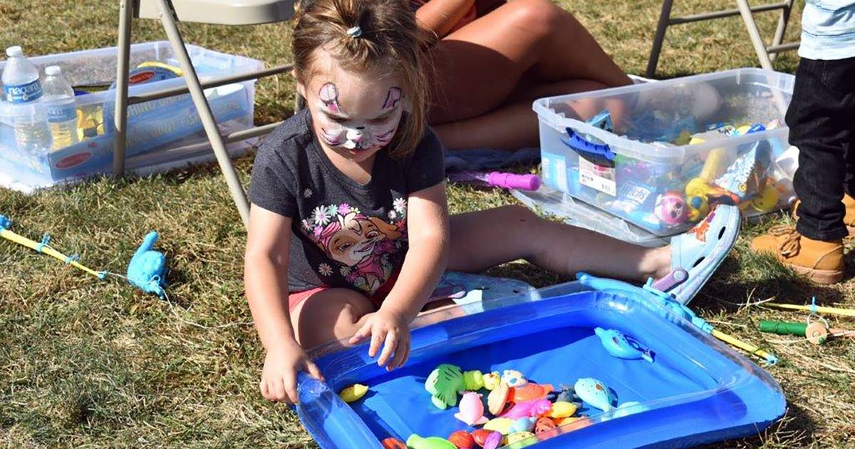 PHOTOS: Resthave Care & Rehabilitation hosts Family Fun Day – Shaw Local
