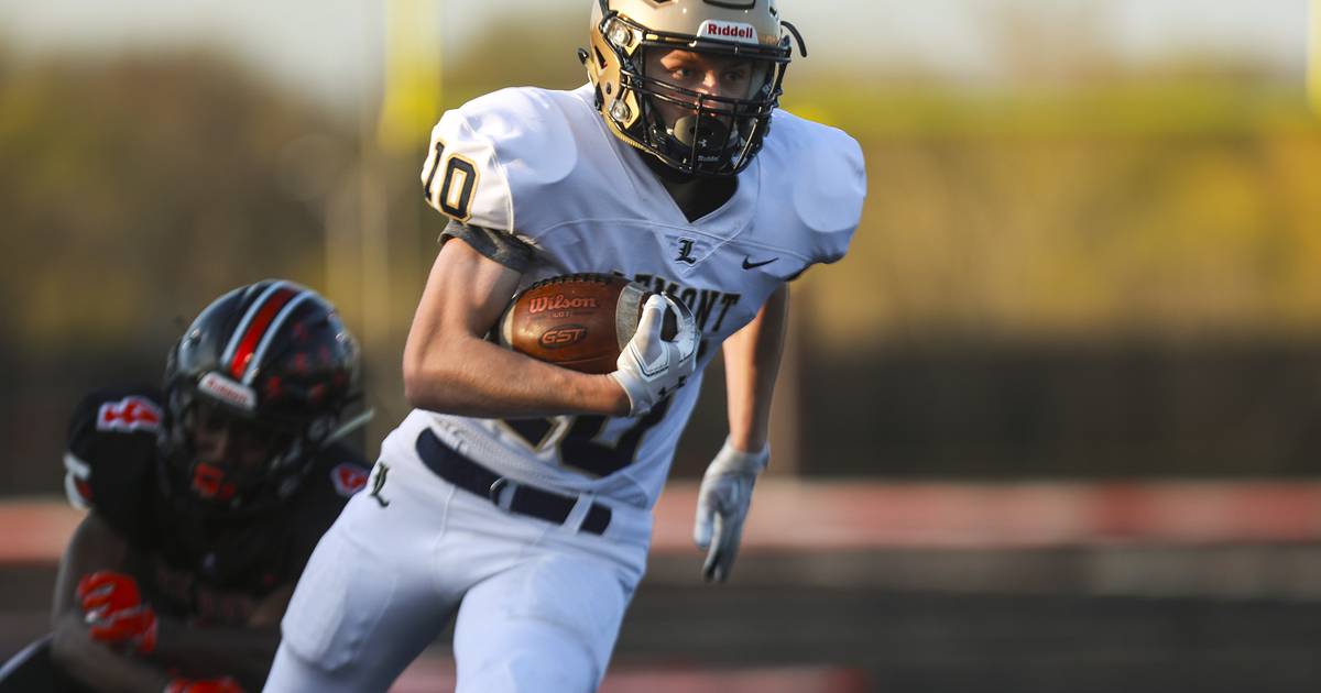 Suburban Life football notes: Speedy senior wide receiver Luke Wallace ...