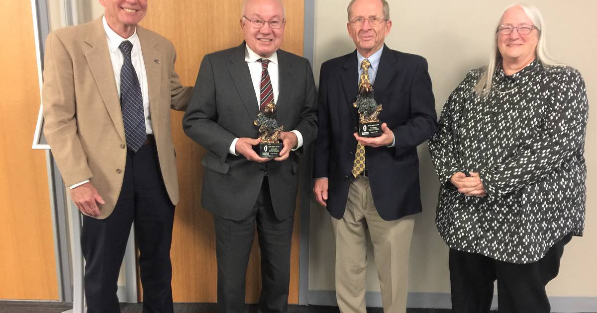 IVCC honors Stoutner, Cantlin for decades of service – Shaw Local