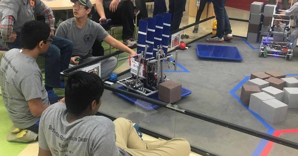 Dozens of teams compete in robotics championship Saturday – Shaw Local