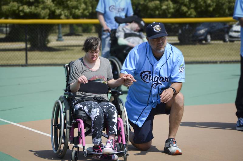 Photos: Kane County Cougars players visit Marklund Hyde Center in ...