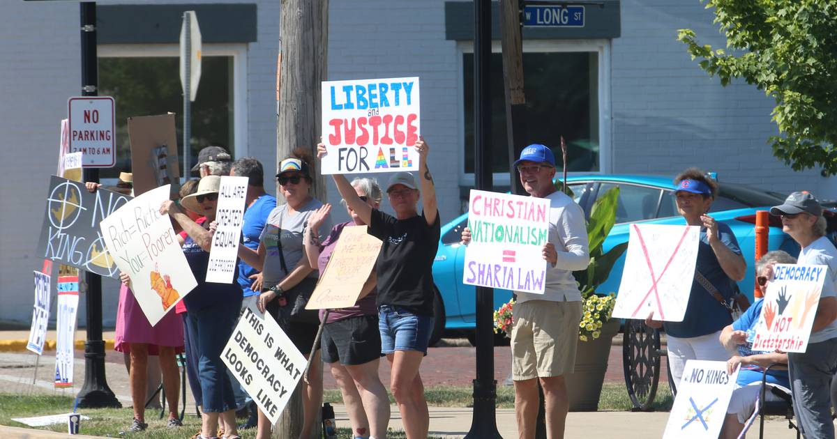 Photos: No Kings Independence Day Protest held in Princeton – Shaw Local