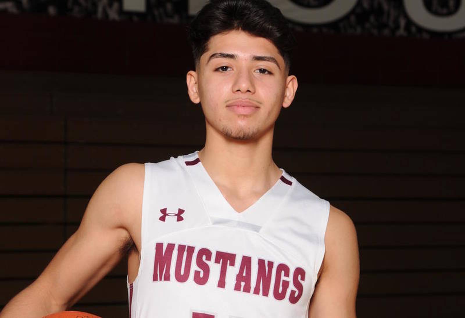 Boys Basketball: Manny Rodriguez's career-high 33 points lifts Morton ...