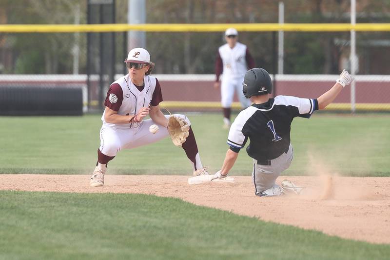 Photos: Lincoln-Way East vs. Lockport Baseball – Shaw Local