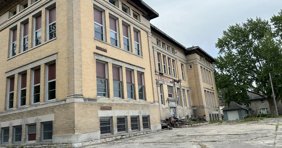 Polo council to seek bids on Congress School asbestos abatement – Shaw Local