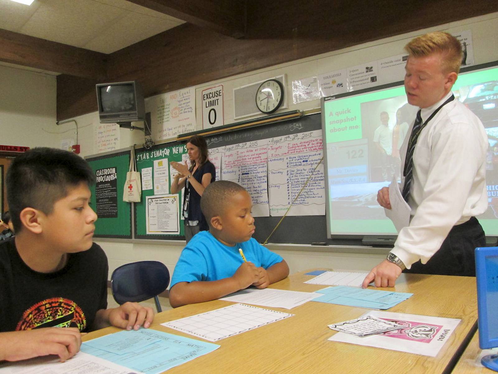 Joliet teacher begins second year at Dirksen Junior High – Shaw Local