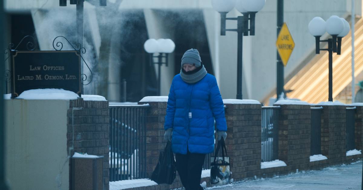 Know the signs of frostbite and hypothermia: Staying safe in extreme ...