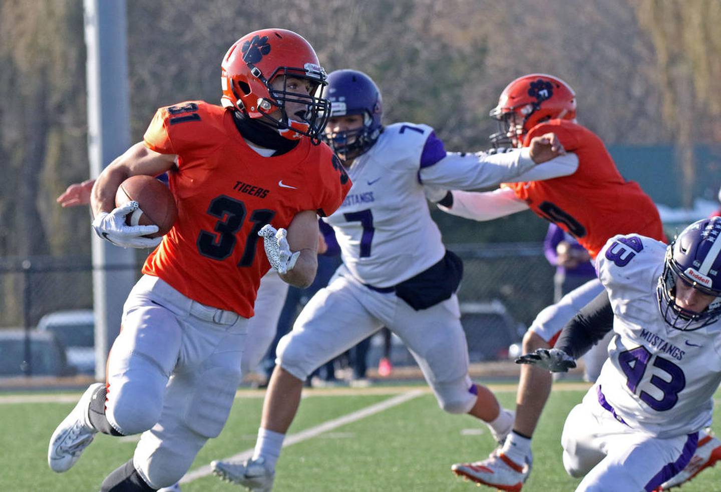 Nate Pedraza, Rolling Meadows 'D' dominant at Wheaton Warrenville South ...