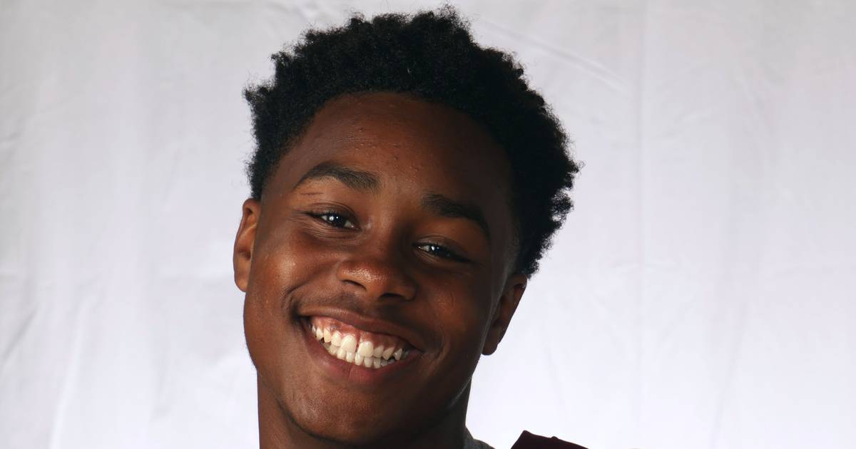 Loyola’s Donovan Robinson feels connection, commits to Washington ...