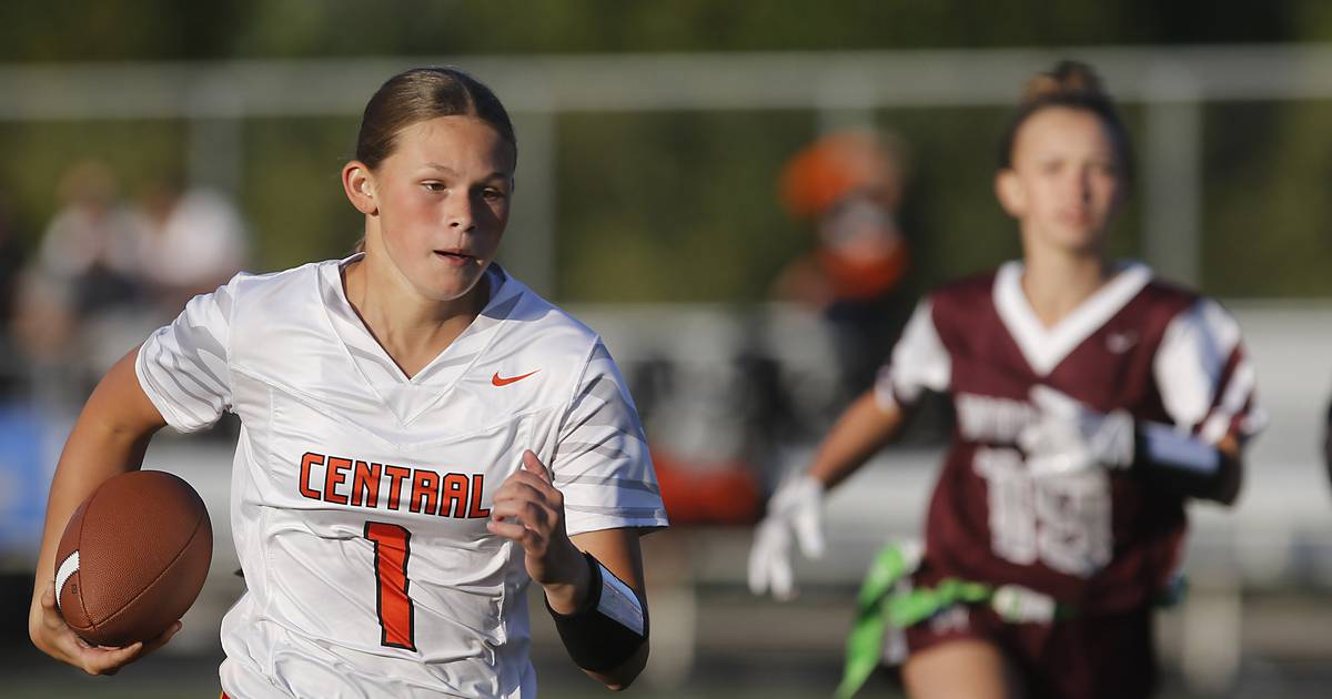 Ryleigh Smith, Ruby Macke shine as Crystal Lake Central beats Prairie ...