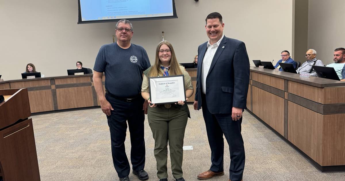 Morris recognizes Elise West, its first female Eagle Scout – Shaw Local
