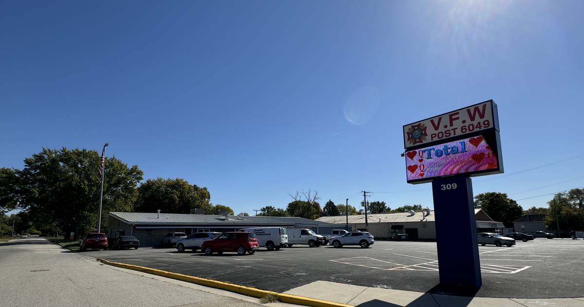 Morris Community High School Education Foundation to host Casino Night ...