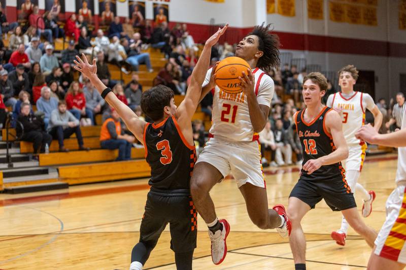 Photos: Batavia vs. St. Charles East boys basketball – Shaw Local
